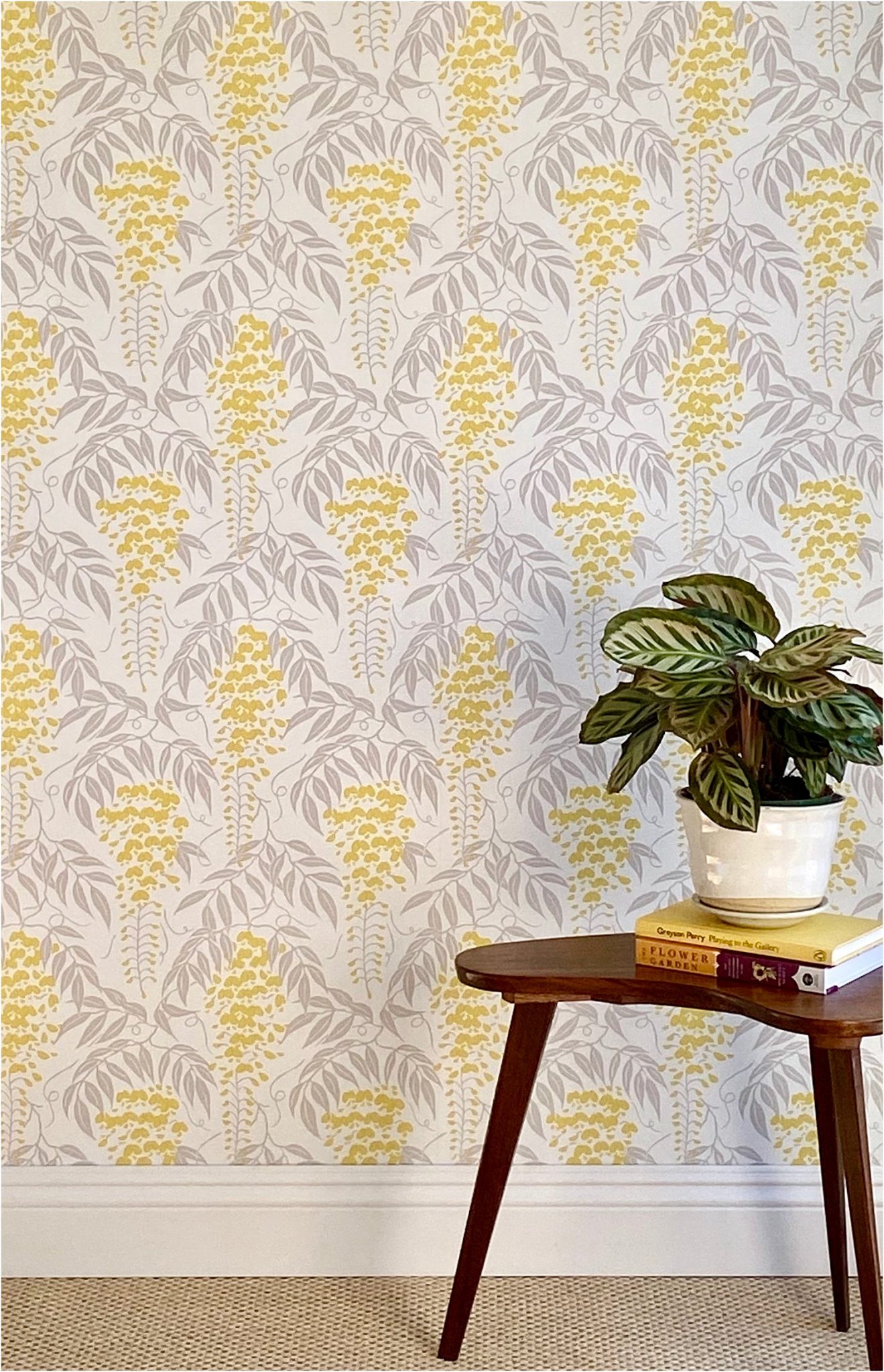 How to hang wallpapers tips tricks costs and types