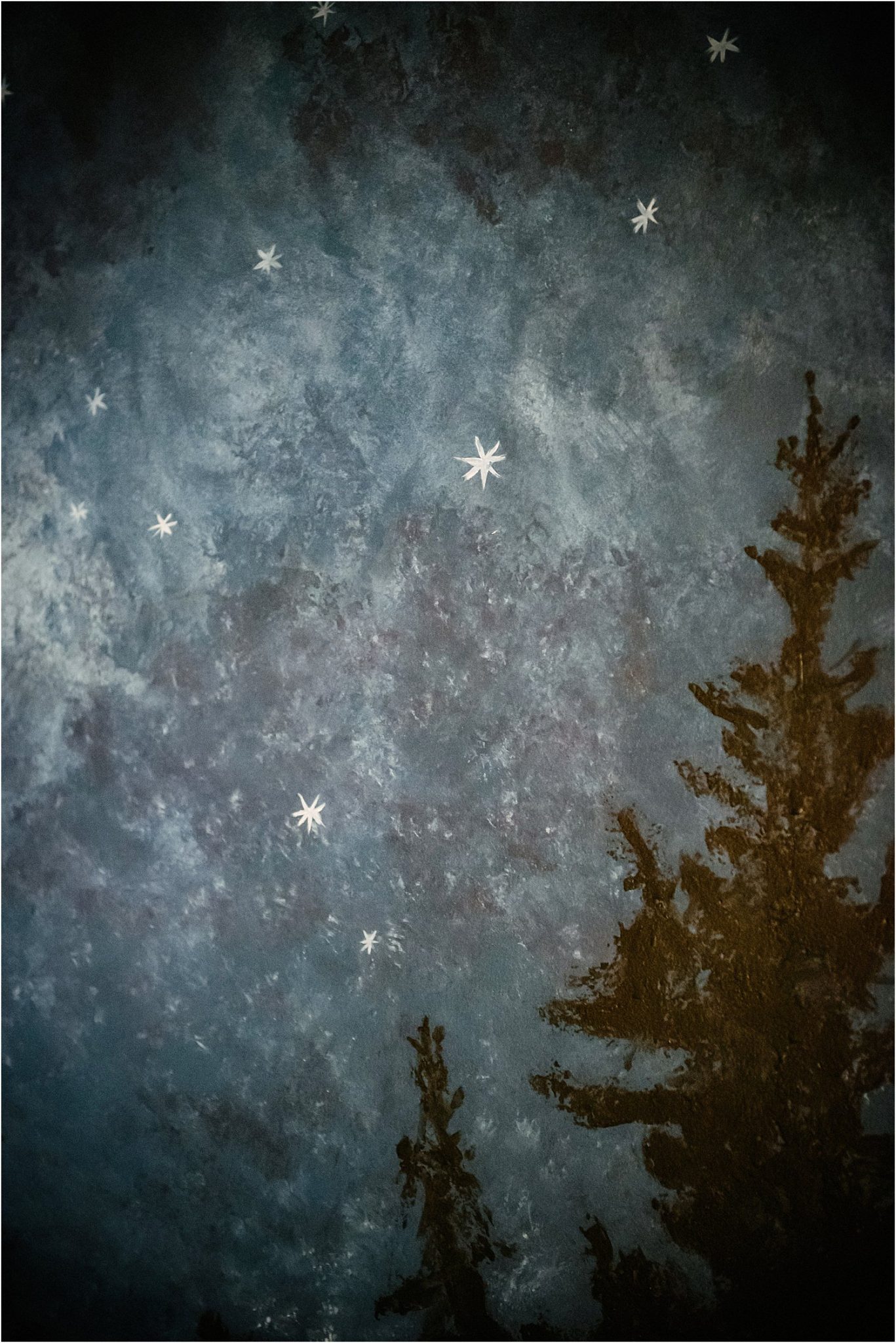 Create a textured wall effect using paint in 3 easy steps