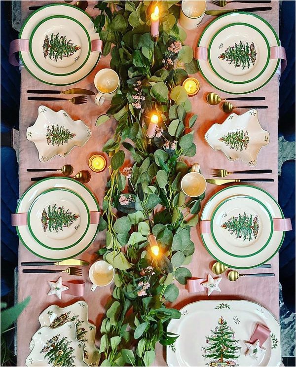 10 Christmas Table Setting Ideas - layered.home