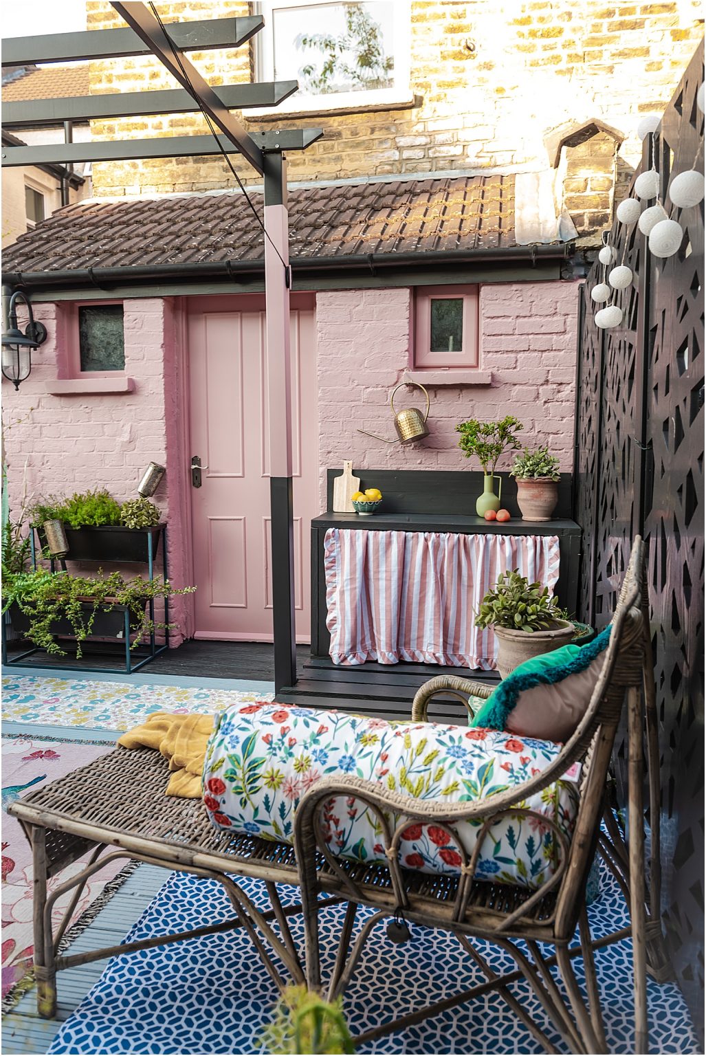 3 Easy Ways to add a Mediterranean touch to your Garden
