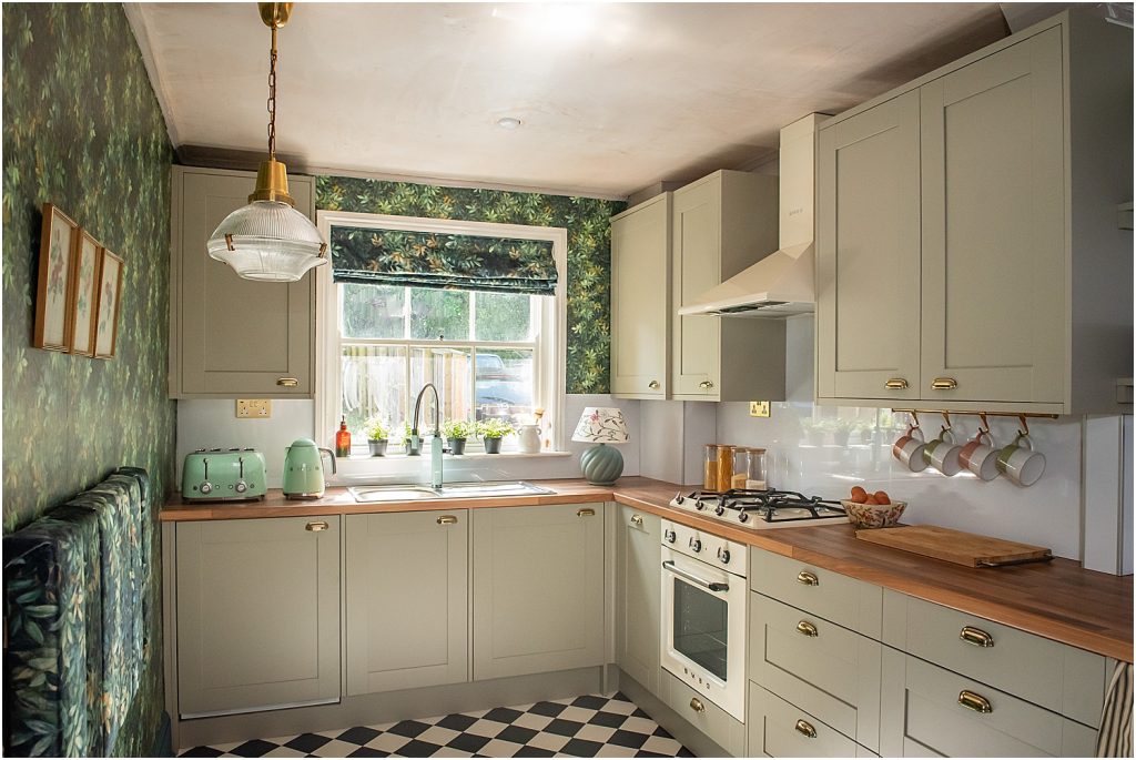 5 Best Design Ideas for Small Kitchens - layered.home